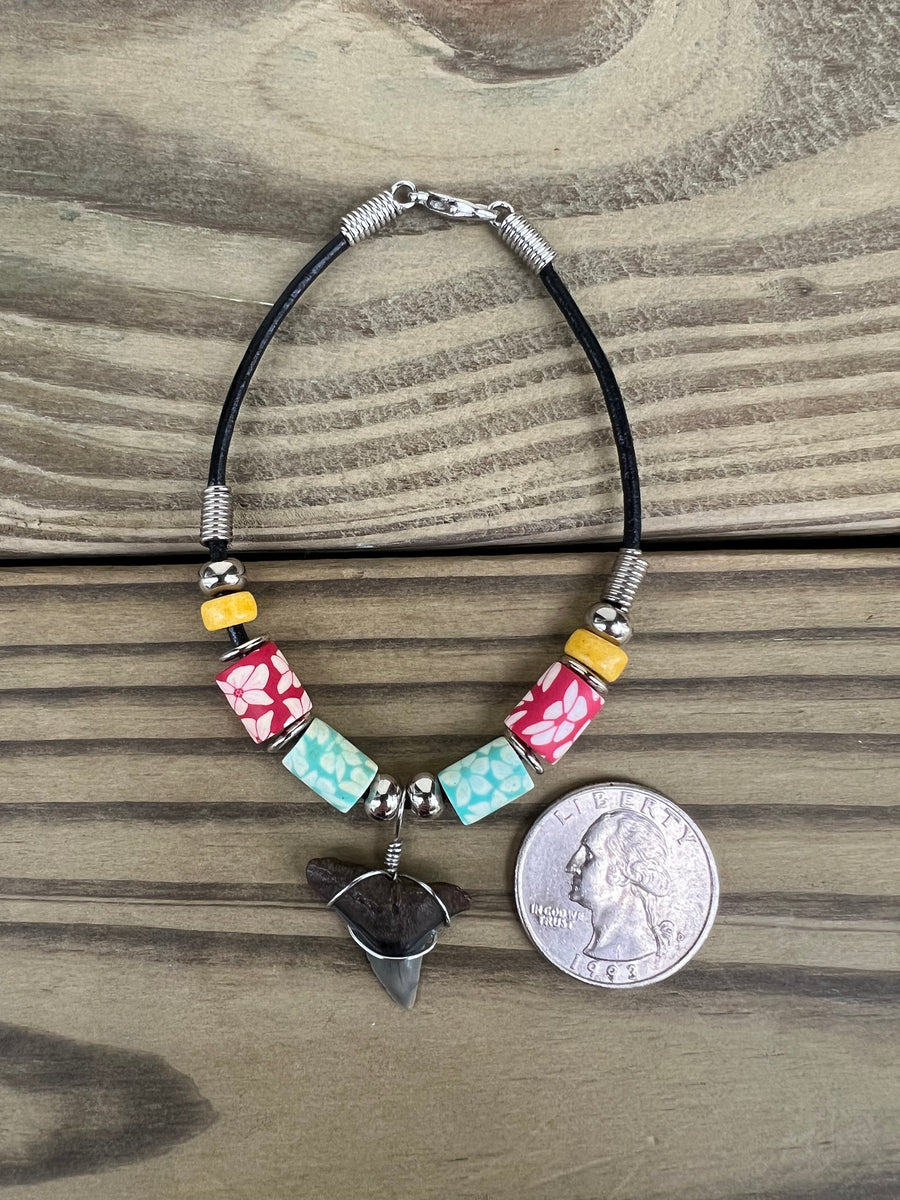 Shark Tooth Bracelet With Flower Beads – Real Shark Tooth Necklaces